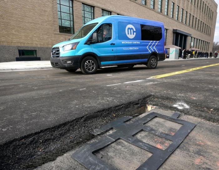 Detroit's Newest Road Can Charge Electric Cars as They Drive on It ...